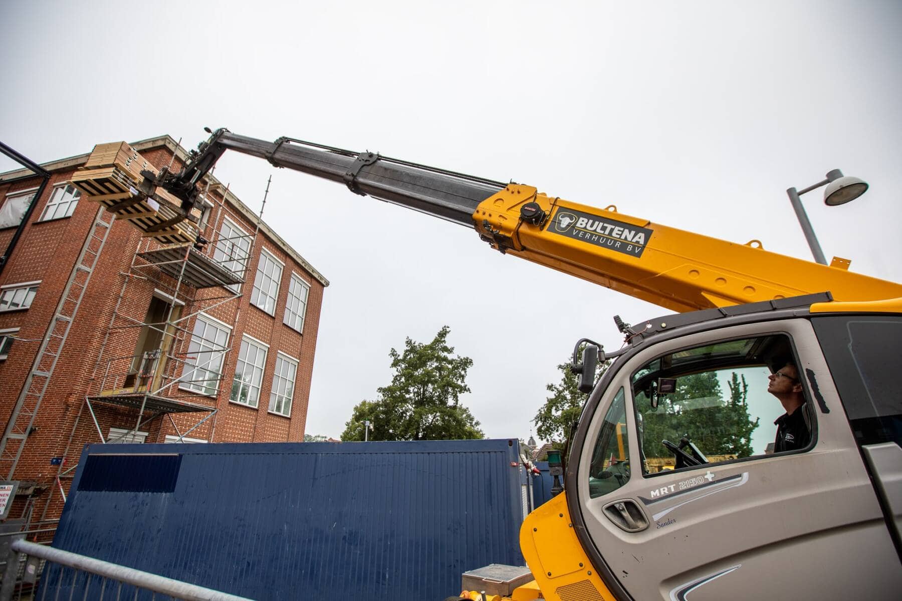 Verreiker huren met machinist | Bultena Verhuur BV